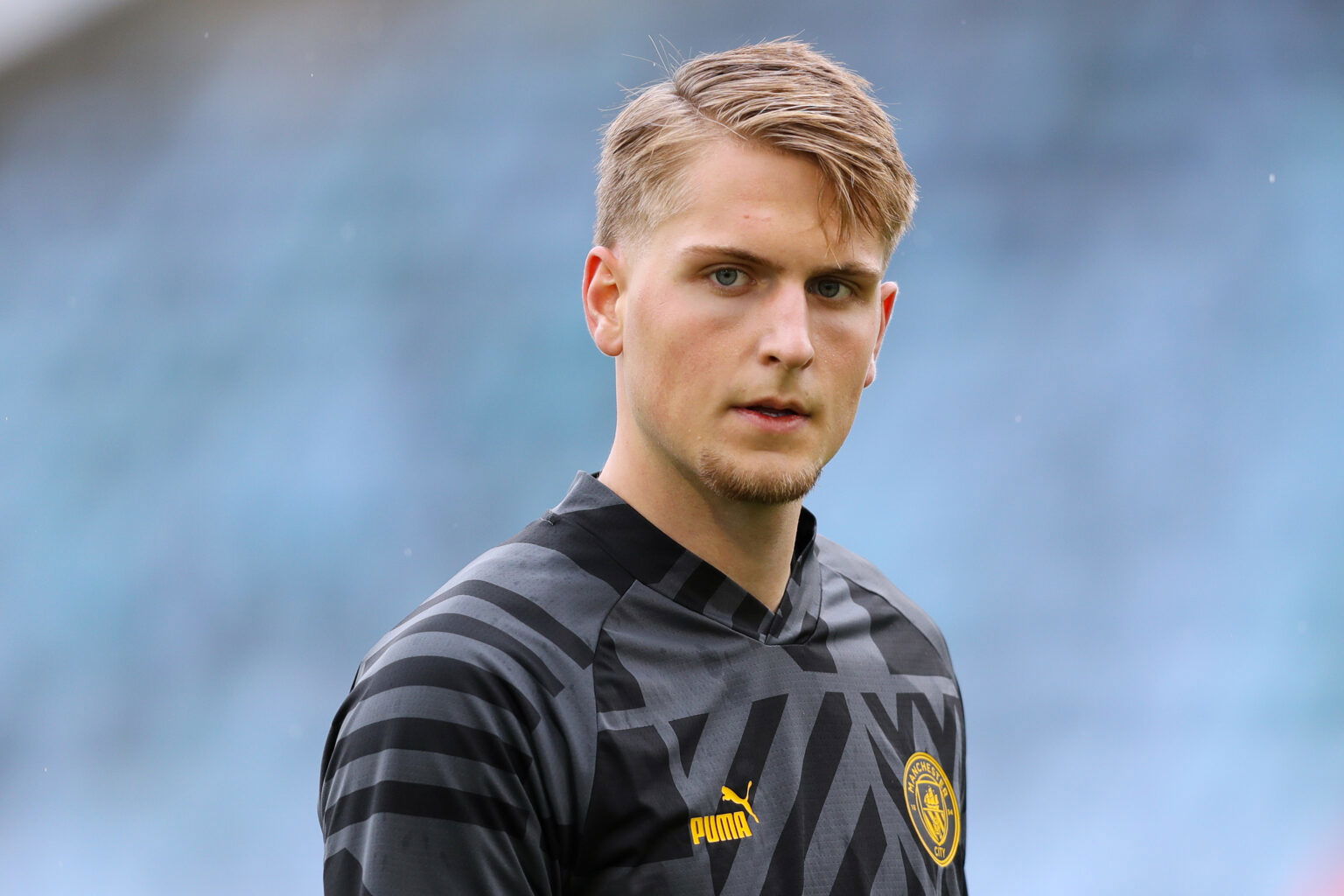 Manchester City goalkeeper quits with Belgian clubs eying free transfer