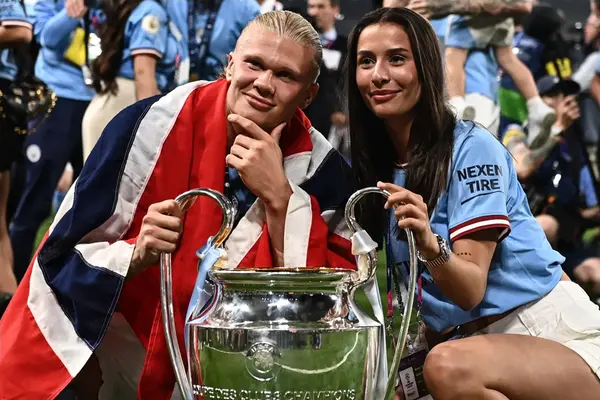 Erling Haaland drops announcement on expecting first child with ...