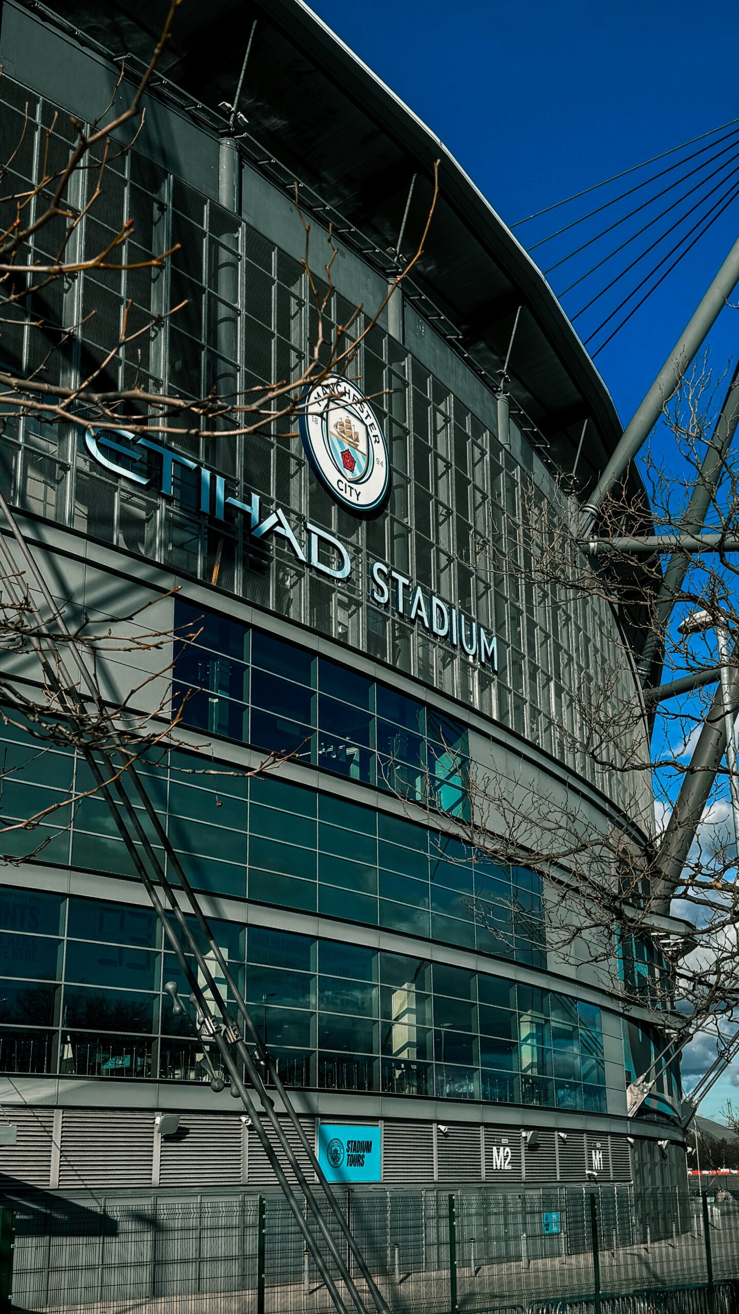 Manchester Derby Preview: Will the Town Be Painted Red or Blue?