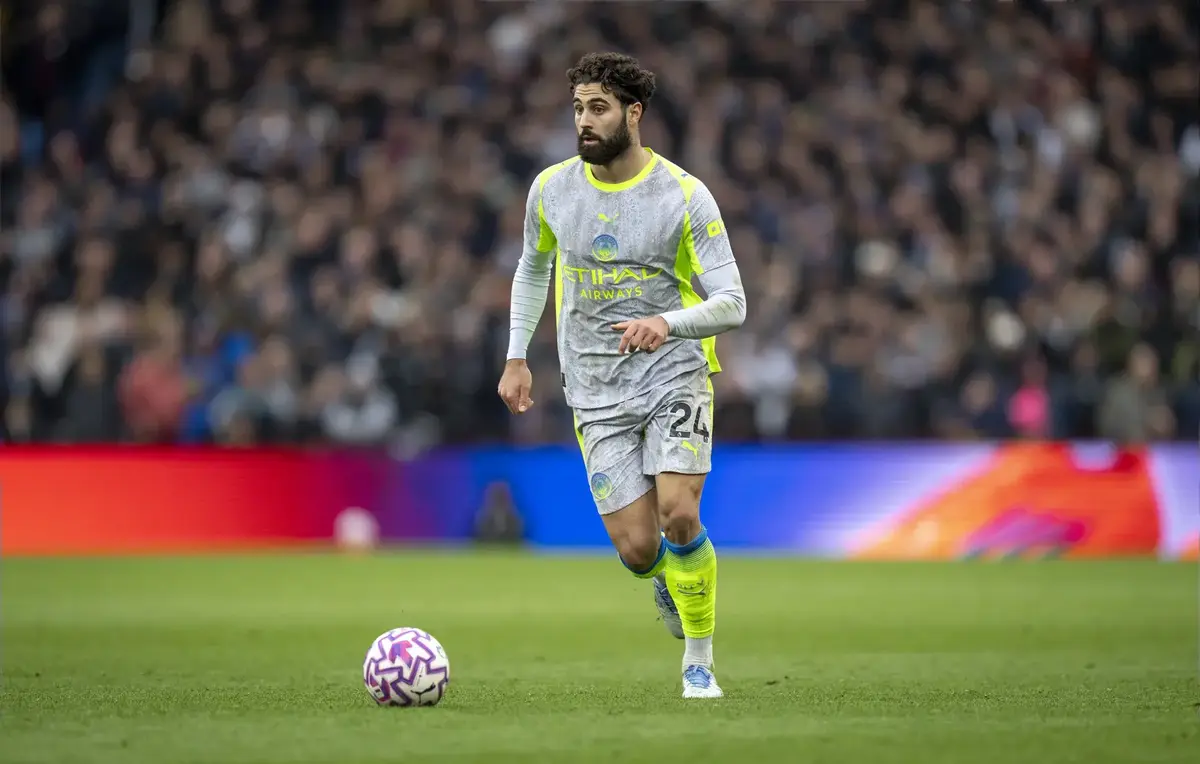 Manchester City defender warns rivals on ‘underestimating’ Pep ...
