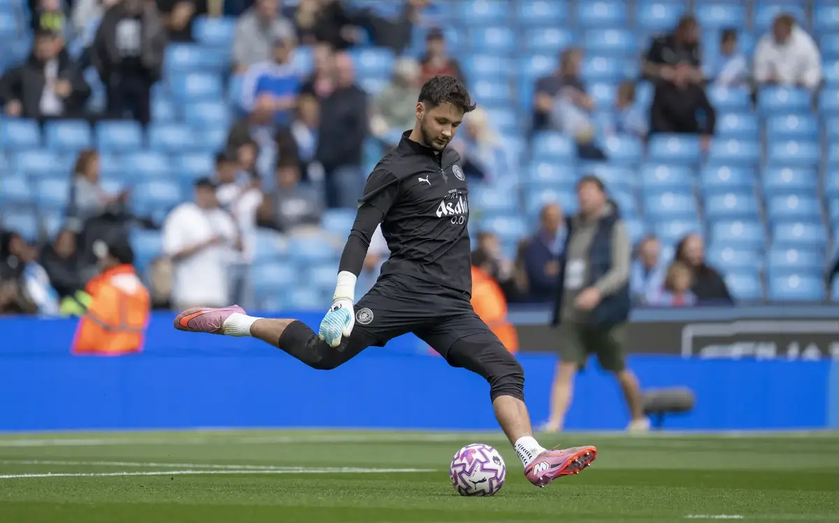 Manchester City make loan decision on James Trafford amid transfer interest