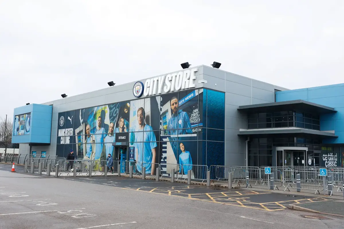 Manchester City set to open fifth club shop and third site in ...